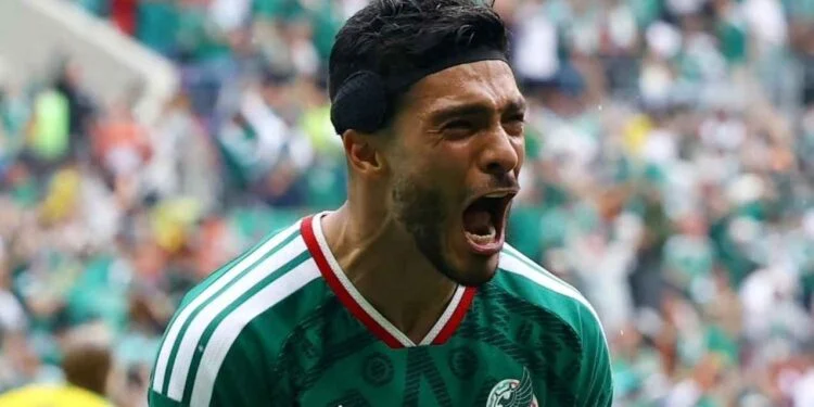 ¿Qué función tiene la diadema que utiliza Raúl Jiménez durante los ...